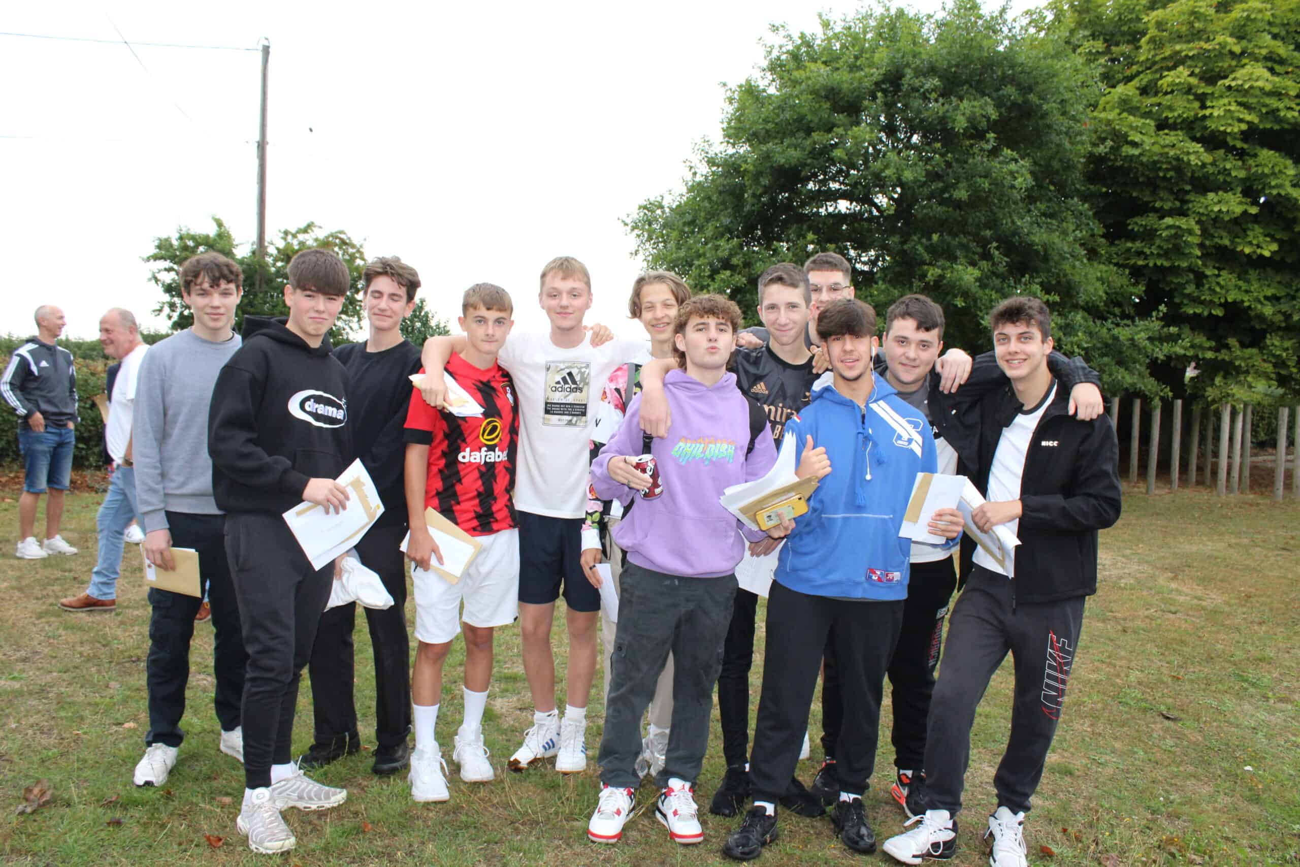 Sturminster Newton High School congratulates its GCSE students - The BV